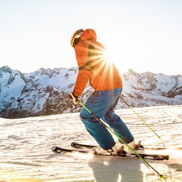 Solo Ski Holidays | Ski Trips for Single Travellers | Skiworld